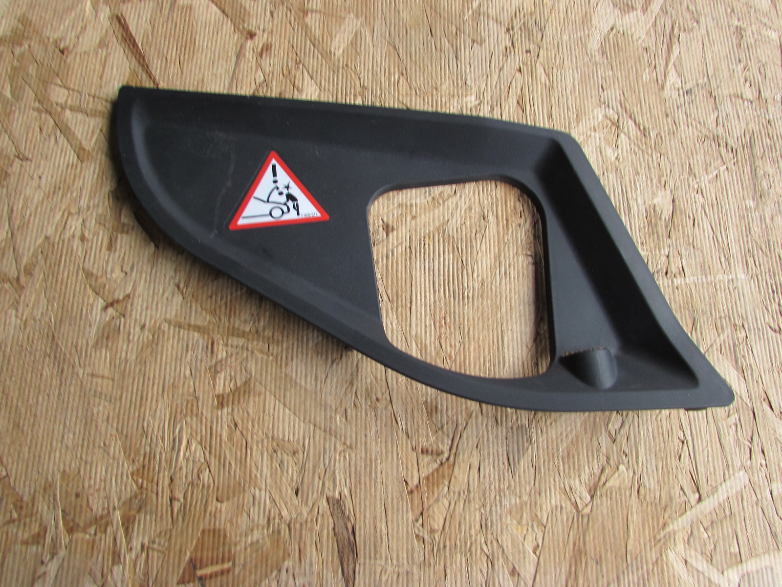bmw-engine-bay-headlight-cover-front-right-51767019804-f10-528i-535i